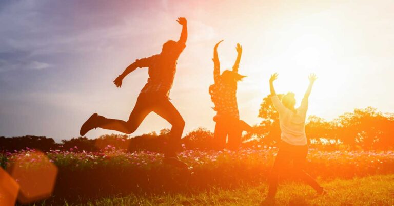 Build a Strong Counselor-In-Training Program at Summer Camp